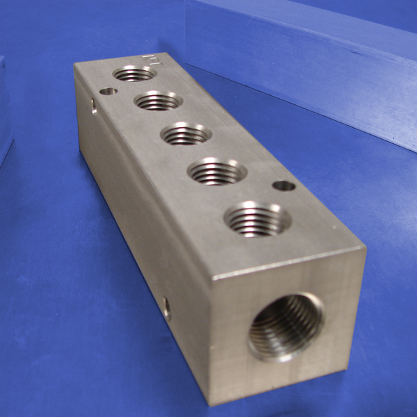 5-Station, 1/4 NPT (F) Input, Stainless Steel Manifold | 5-Station, 1/4 ...